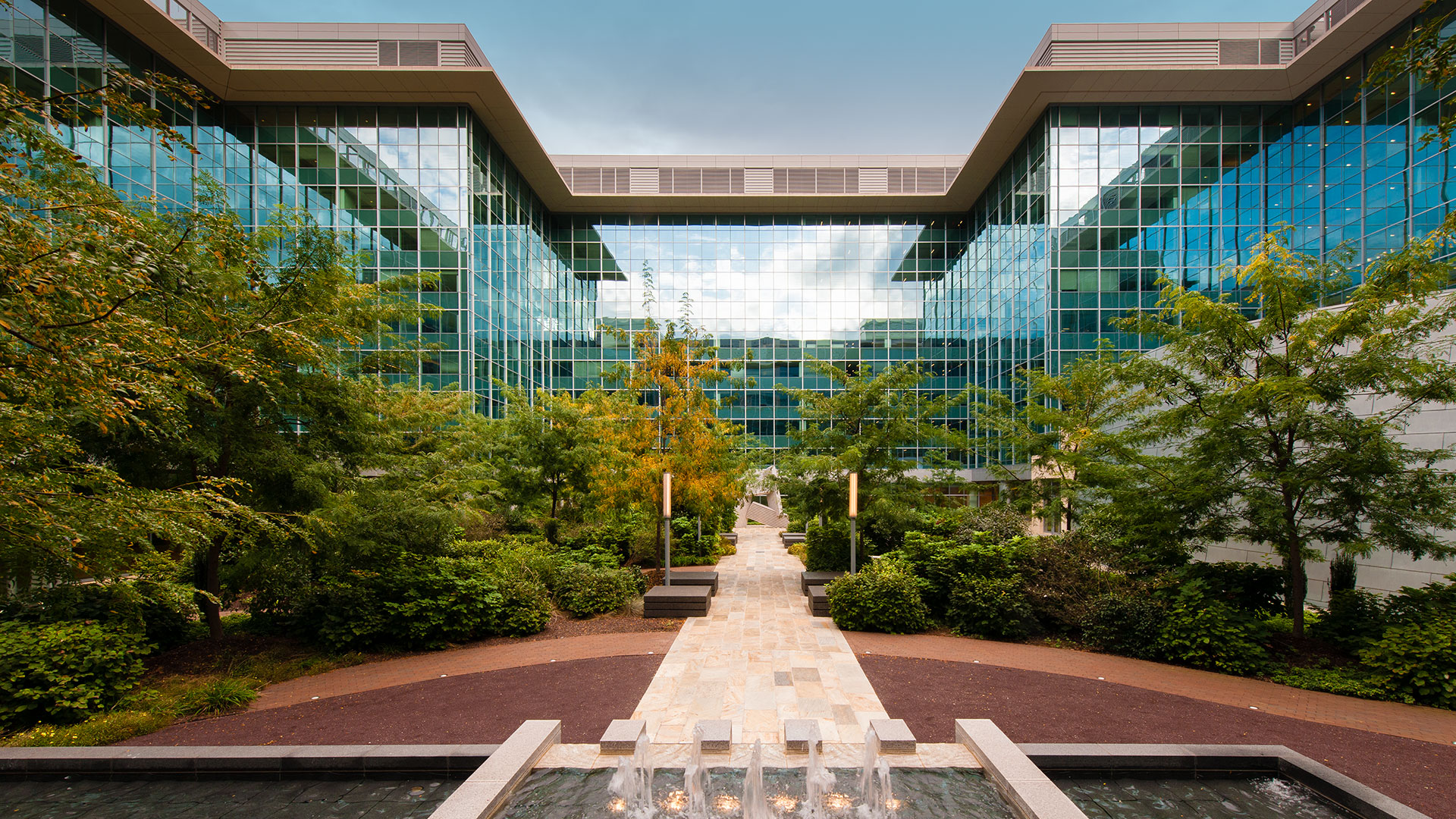 Constitution Center - Building