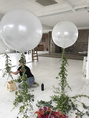 Nothing impresses more than huge balloons!