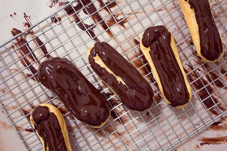 Eclair Recipe | Mom's Notes