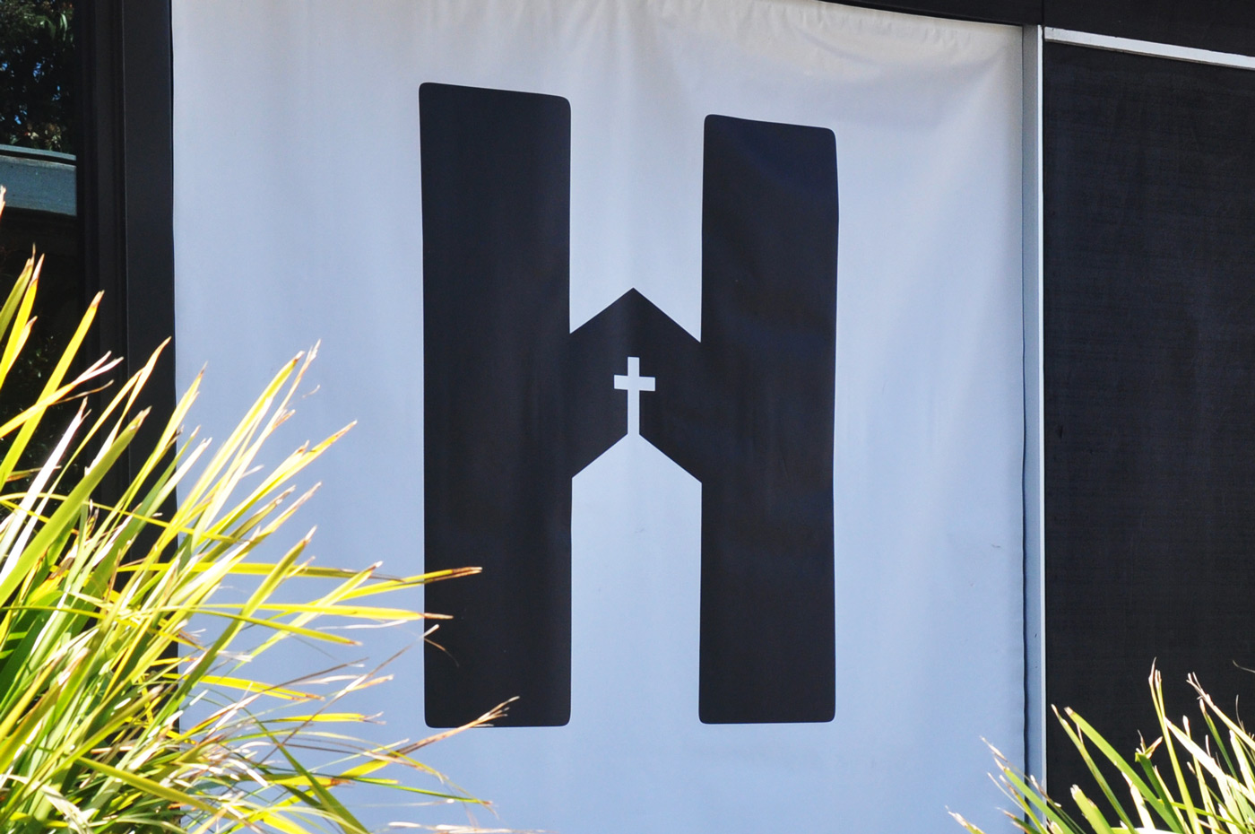 Hoog Design/Project/The Hub church branding