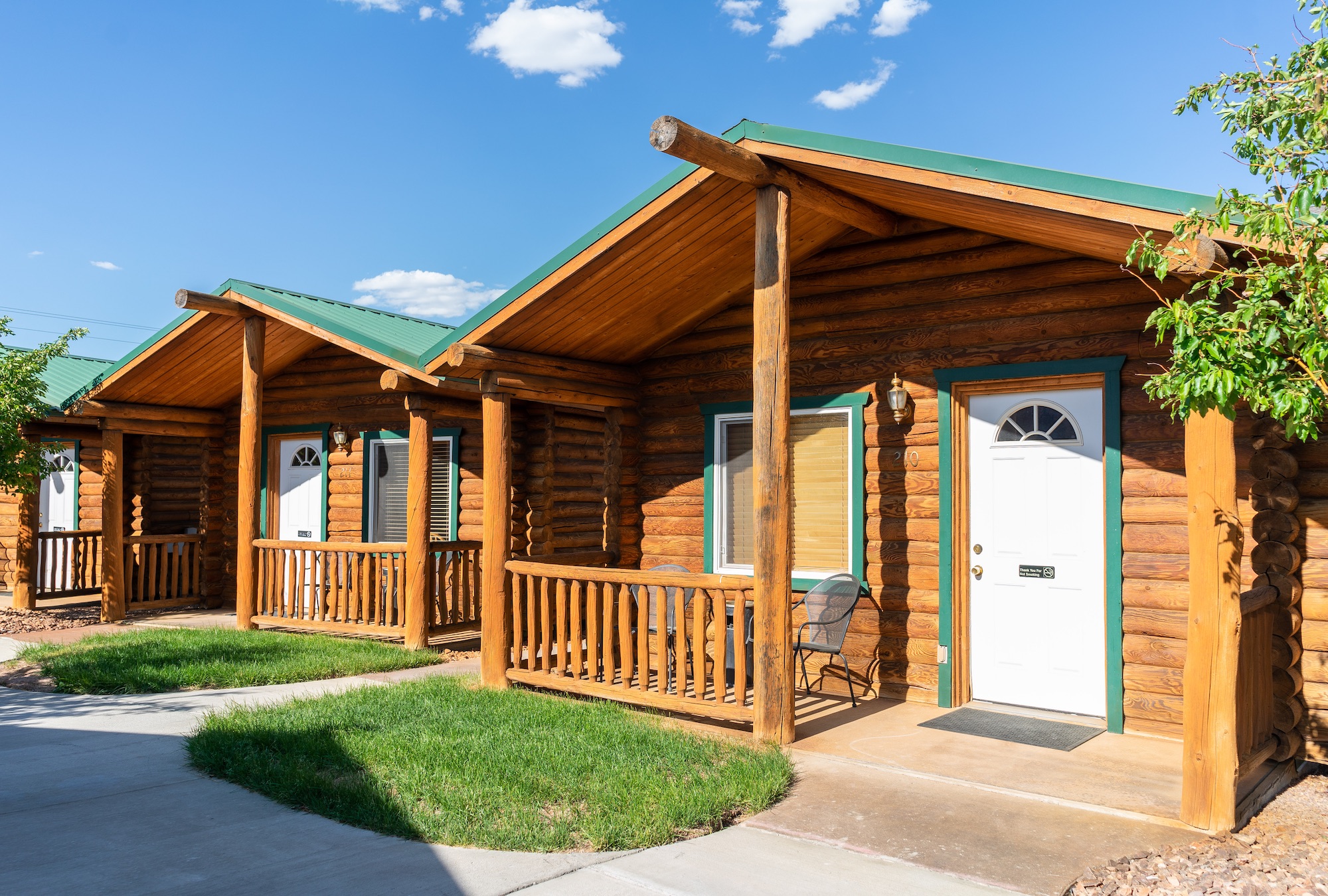 Private Cabins | Country Cabins Inn