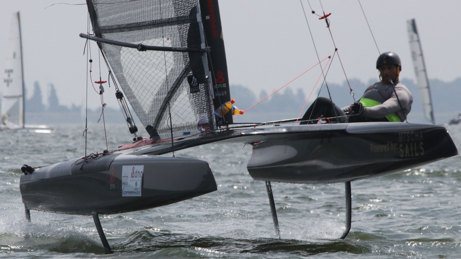 ENSERINKDESIGN.COM - DNA F1 A-CLASS RACING CAT