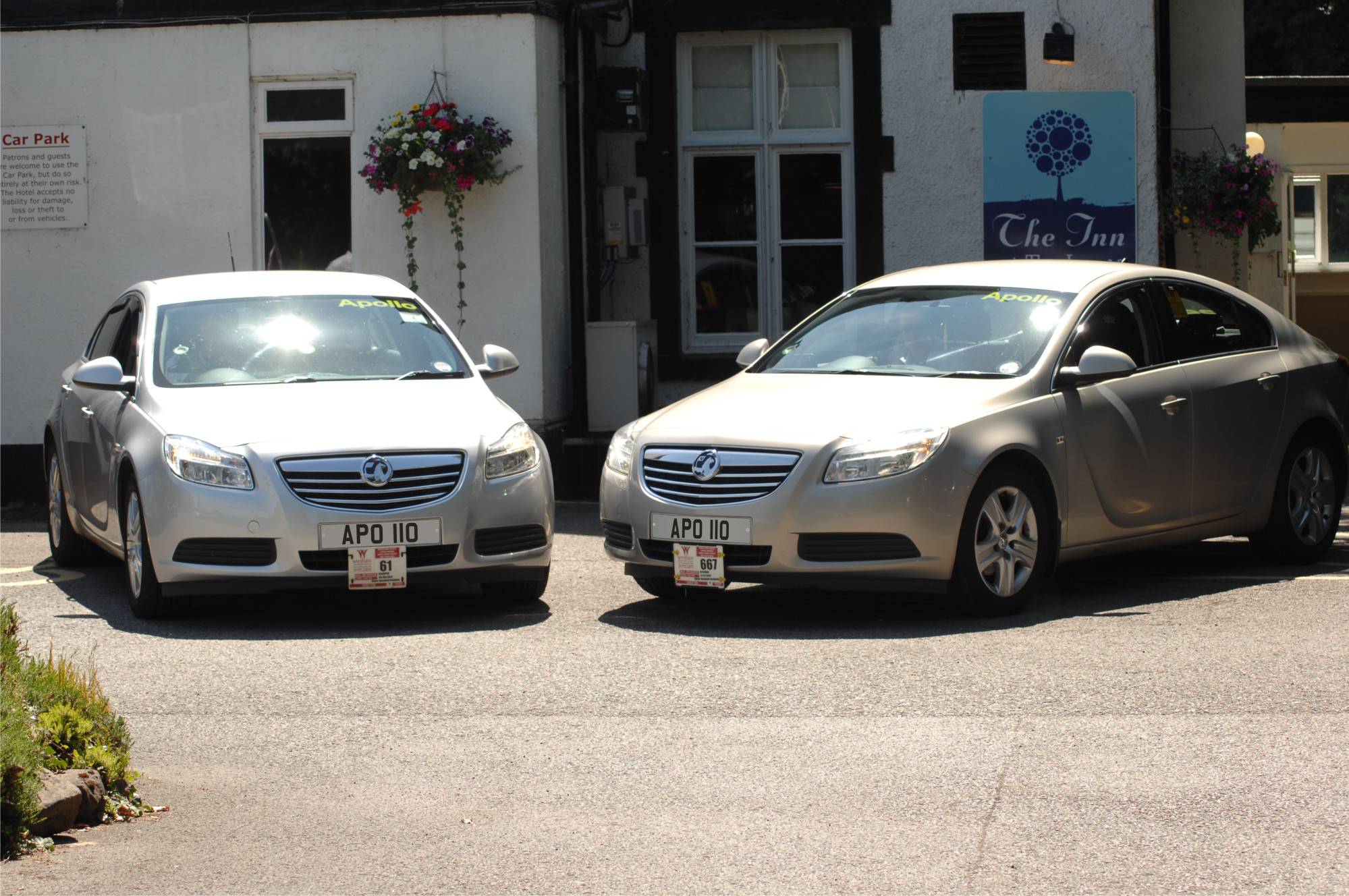 4-Seater Taxi Service | Apollo Taxis | Wrexham Taxis