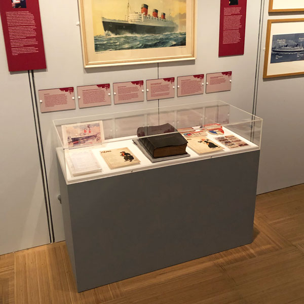 Museum Display Plinths - Plinths and Pedestals