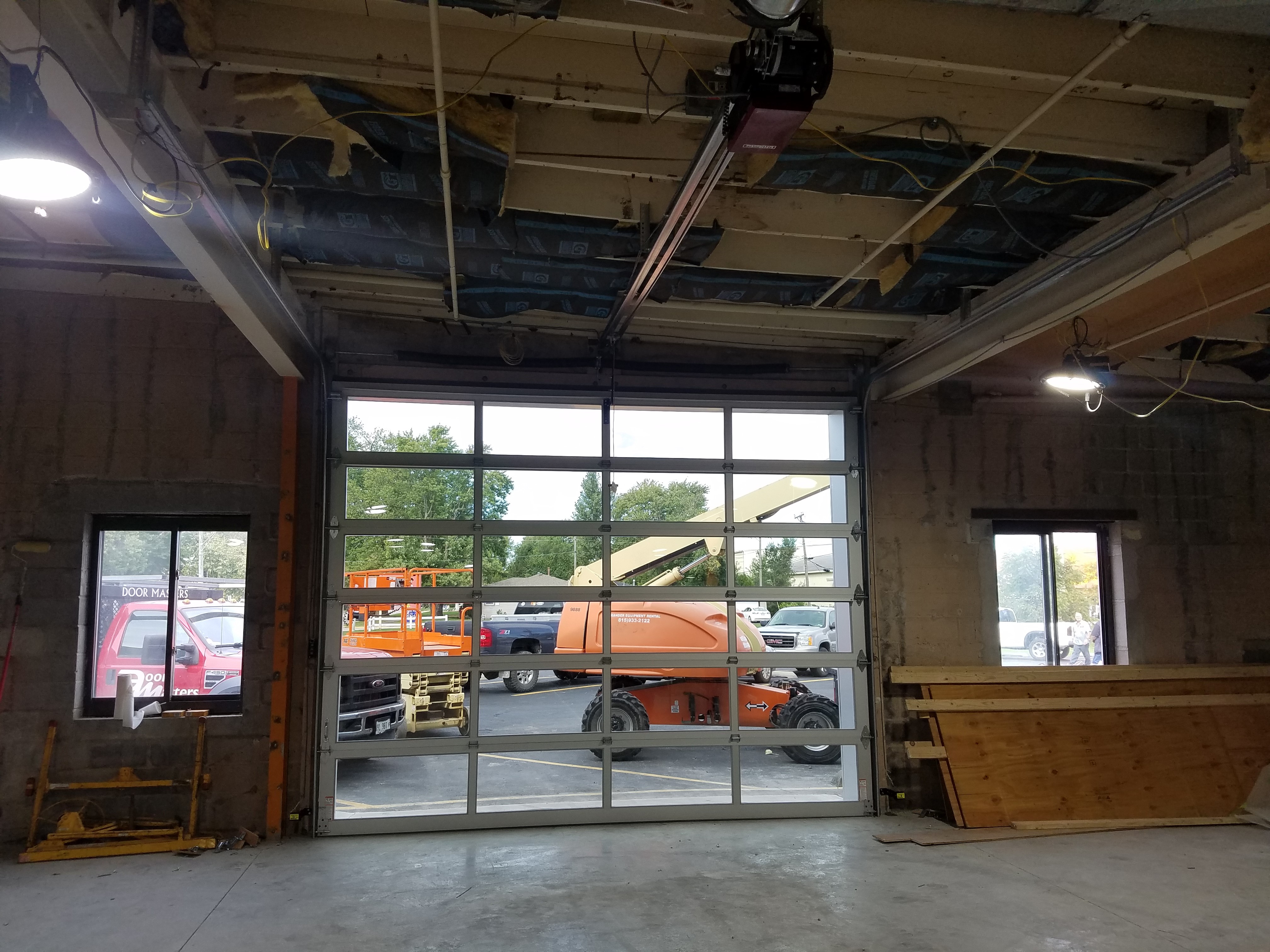 CHI Full View Model 3295 | Commercial Installation | Door Masters ...