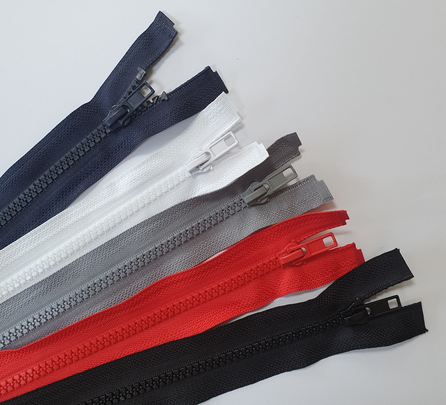 14" Chunky Open Ended Zips