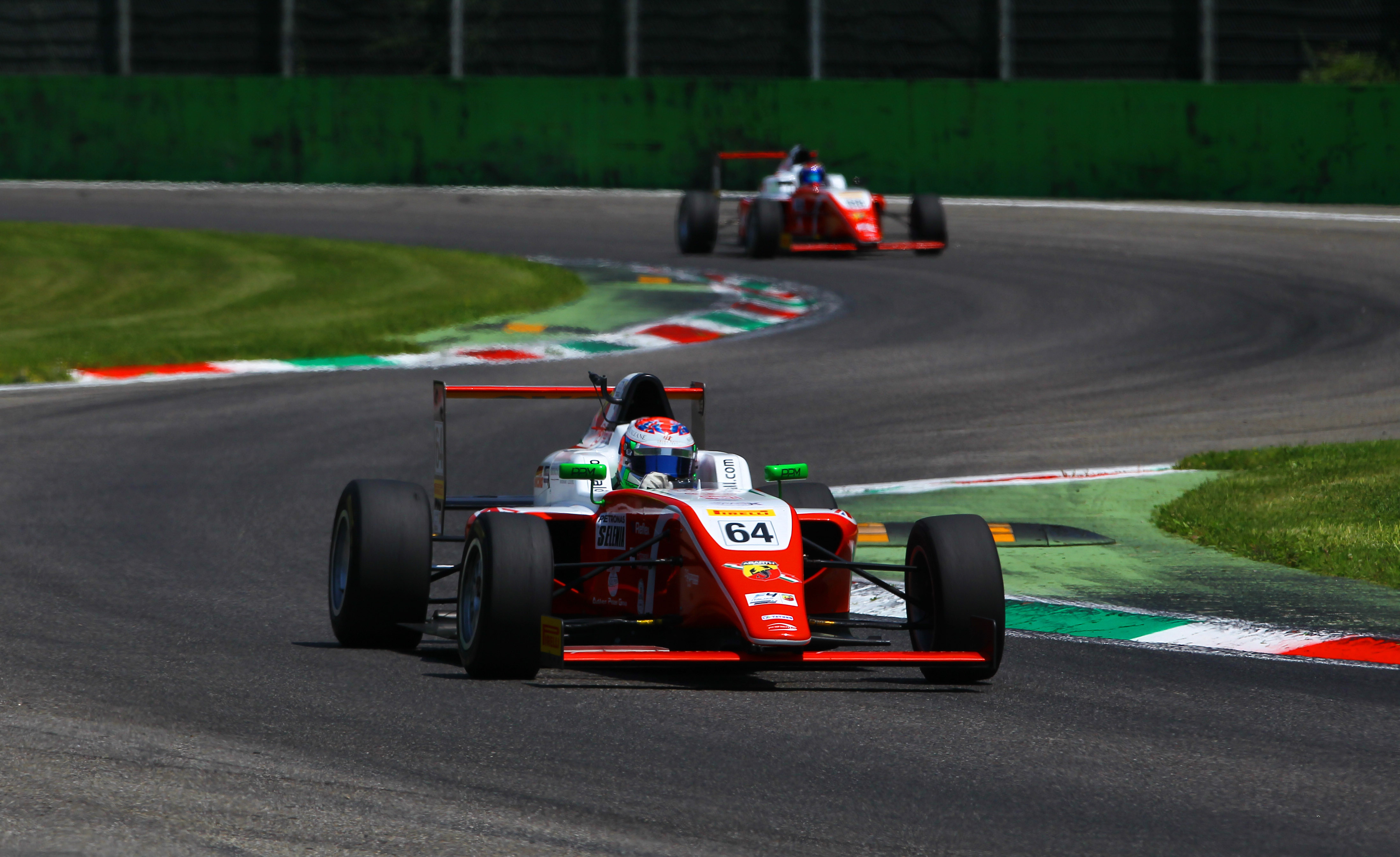 Italian-F4-Round-3-Monza-5 | Photos | Olli Caldwell