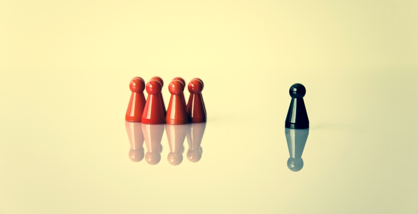 593a38015927254ffd6520ba_Aces-in-Their-Places_Markus-Spiske_raumrot ...