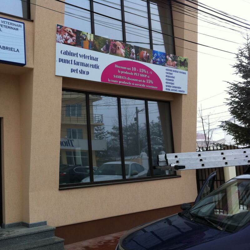 Panou din banner pe cadru metalic | SignAd Bucuresti