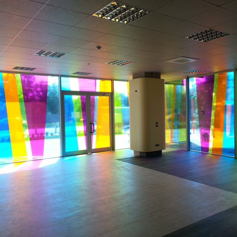 Aplicare autocolant transparent colorat | SignAd Bucuresti