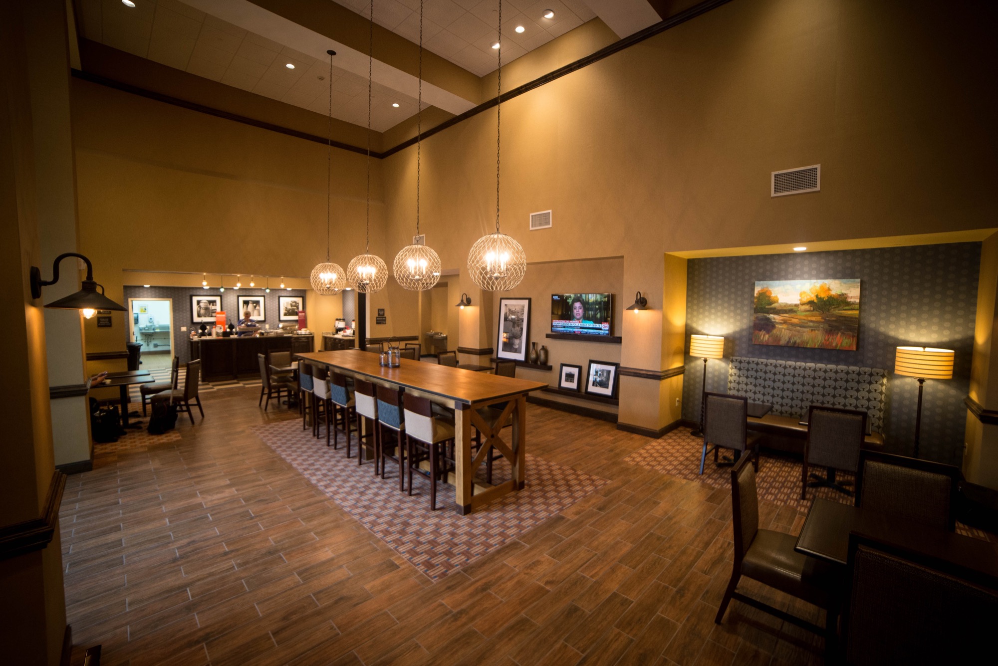 Hampton Inn & Suites by Big Sky Design