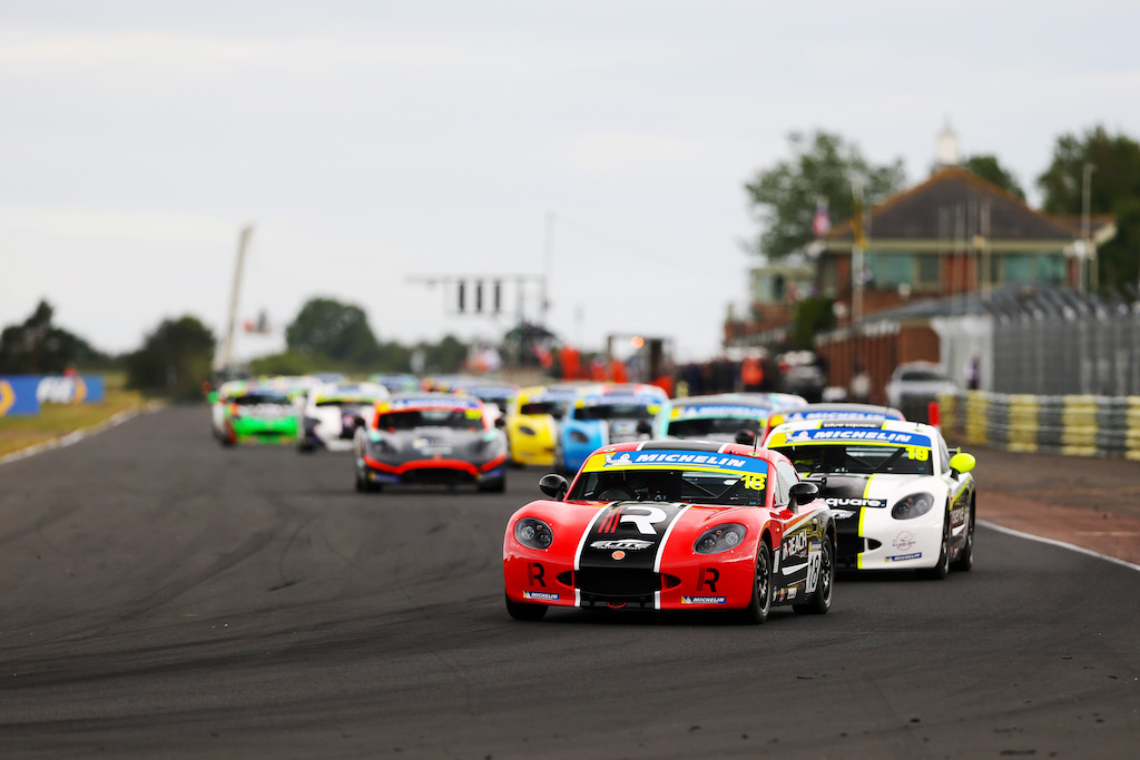 Ginetta Junior Championship Resumes After "Summer Break" | Elite Motorsport