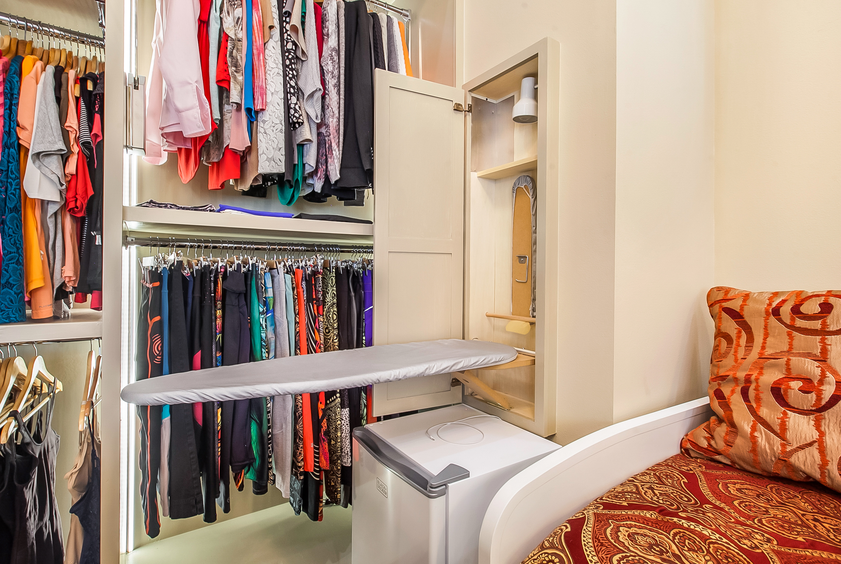 Closet Showcase | Lamp Design + Build