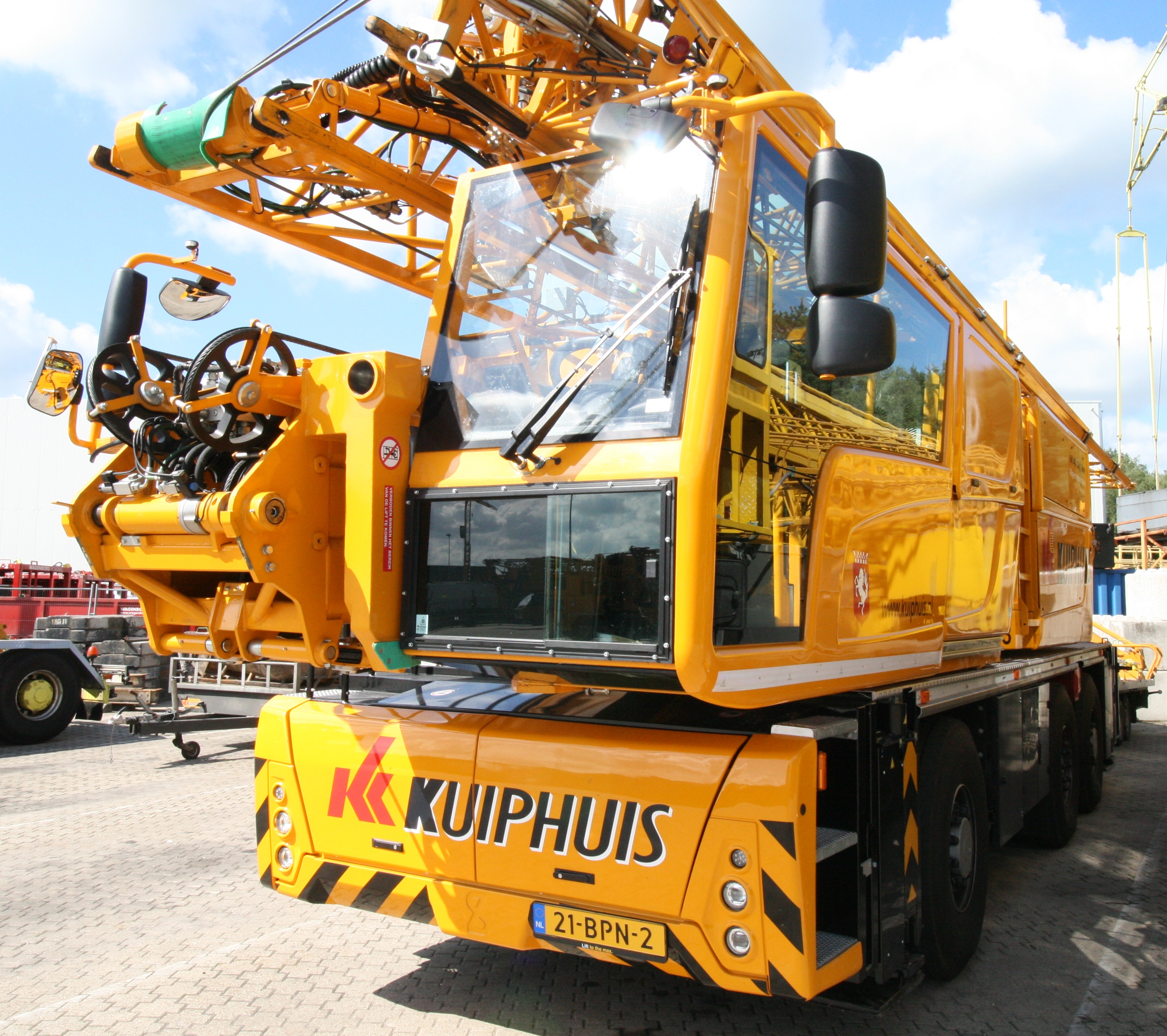 Electrische Spierings SK40 City Tower geleverd! | Kuiphuis Kraanverhuur