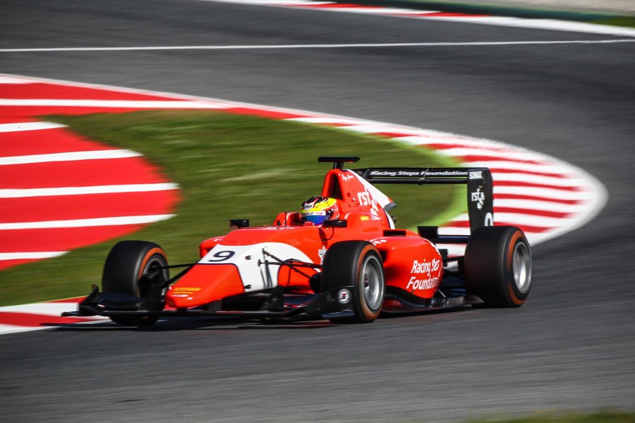 Dennis starts maiden GP3 race from 5th on the grid