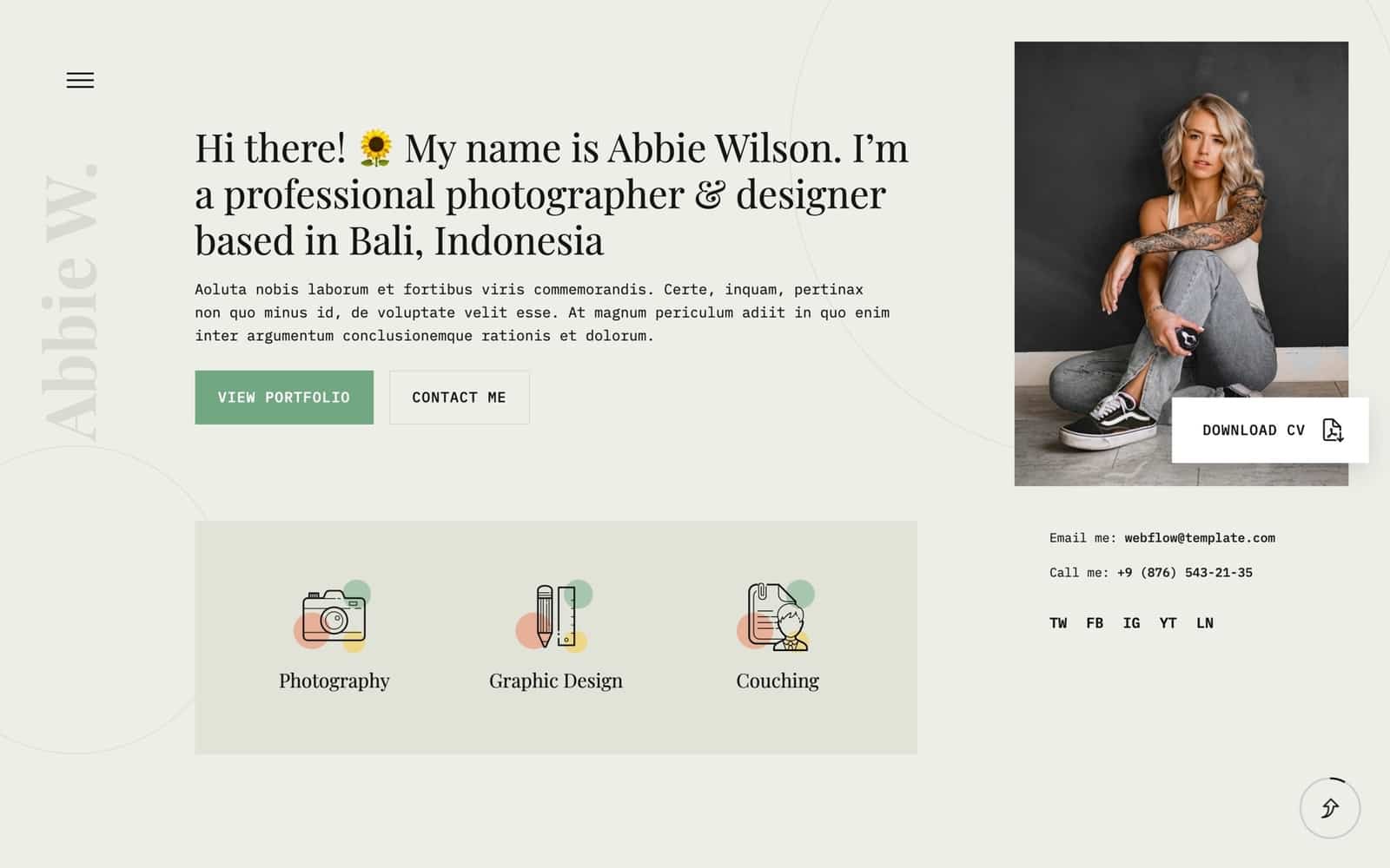 River — Personal Webflow Template by Elastic Themes