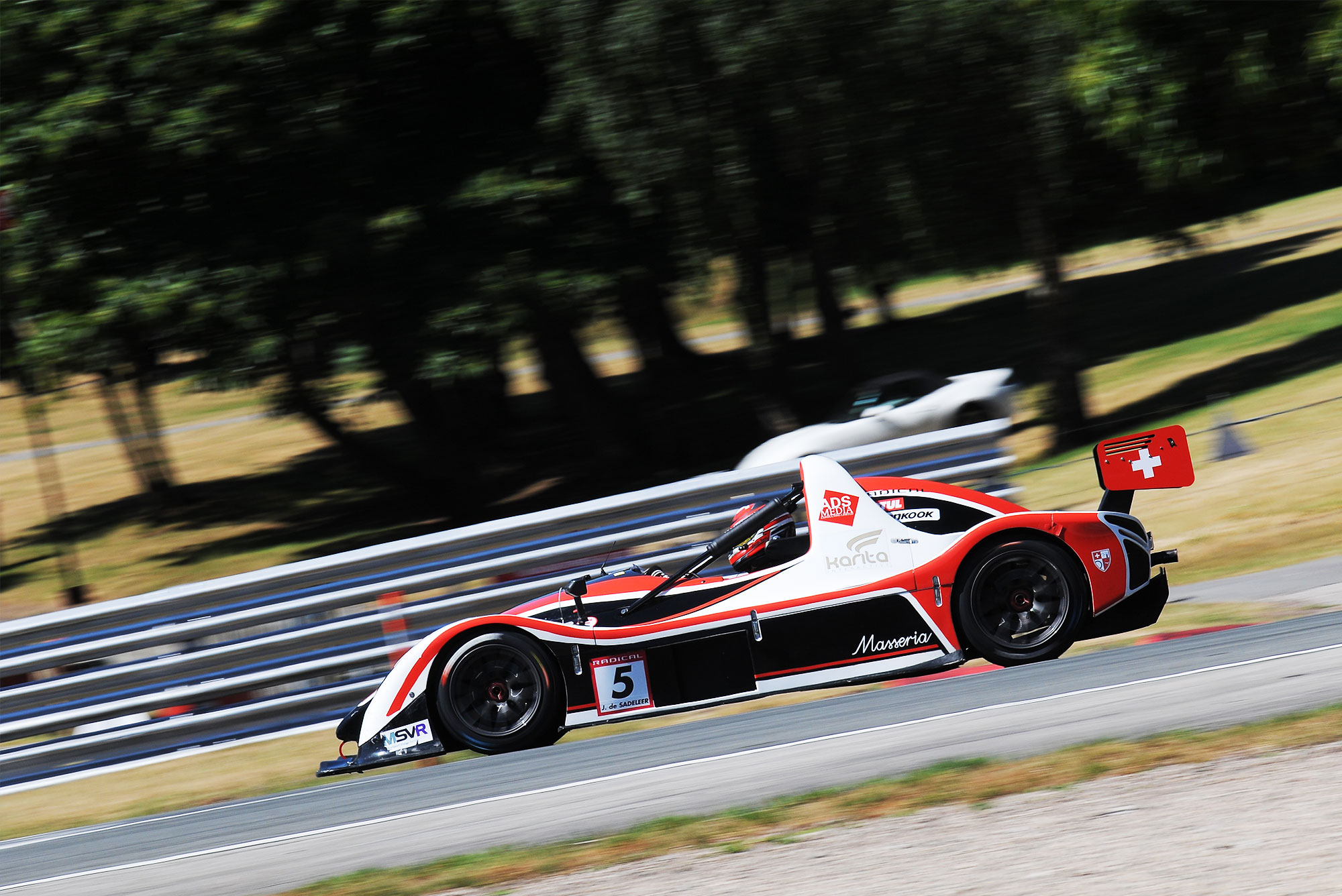 DE SADELEER HEADS 360 RADICAL CAMPAIGN TO RADICAL TITLE CHALLENGE