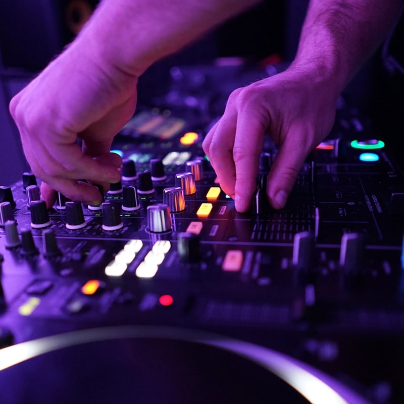 DJ Studio Hire London | LSA