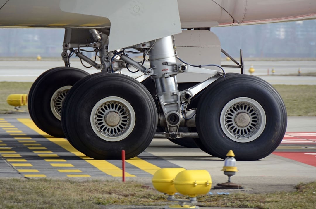 Deep Hole Drilling Machines, Gun Drilling Machines For All Industries ...