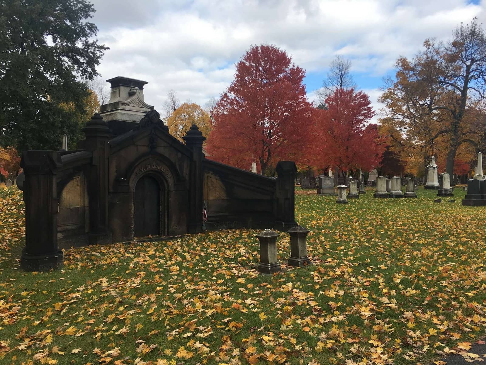 Seasonal Photo Gallery | Beaver Cemetery & Mausoleum