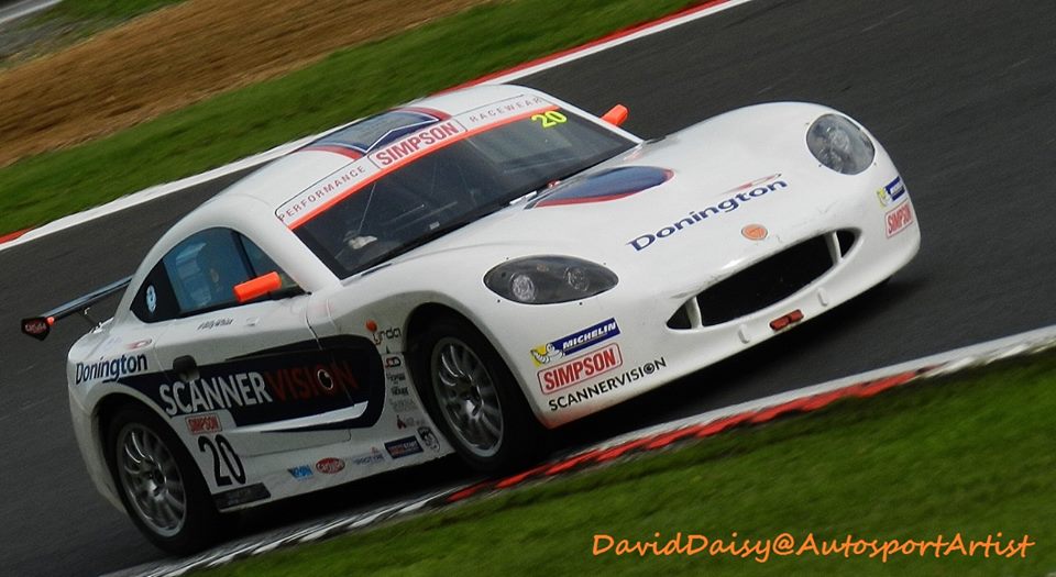 Tom Wood takes a brace of 4th places at Rockingham | Tom Wood Racing