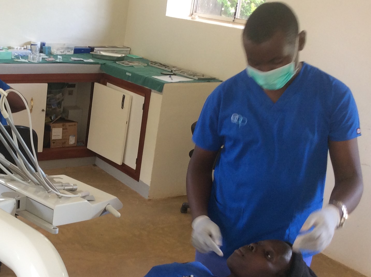 Help to Help | Fund Ashiraf's Dental Surgery degree