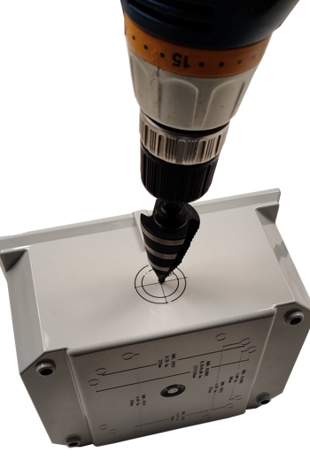 Installation - Junction Box Conduit Cutouts - EVCC-DP-101-SP50