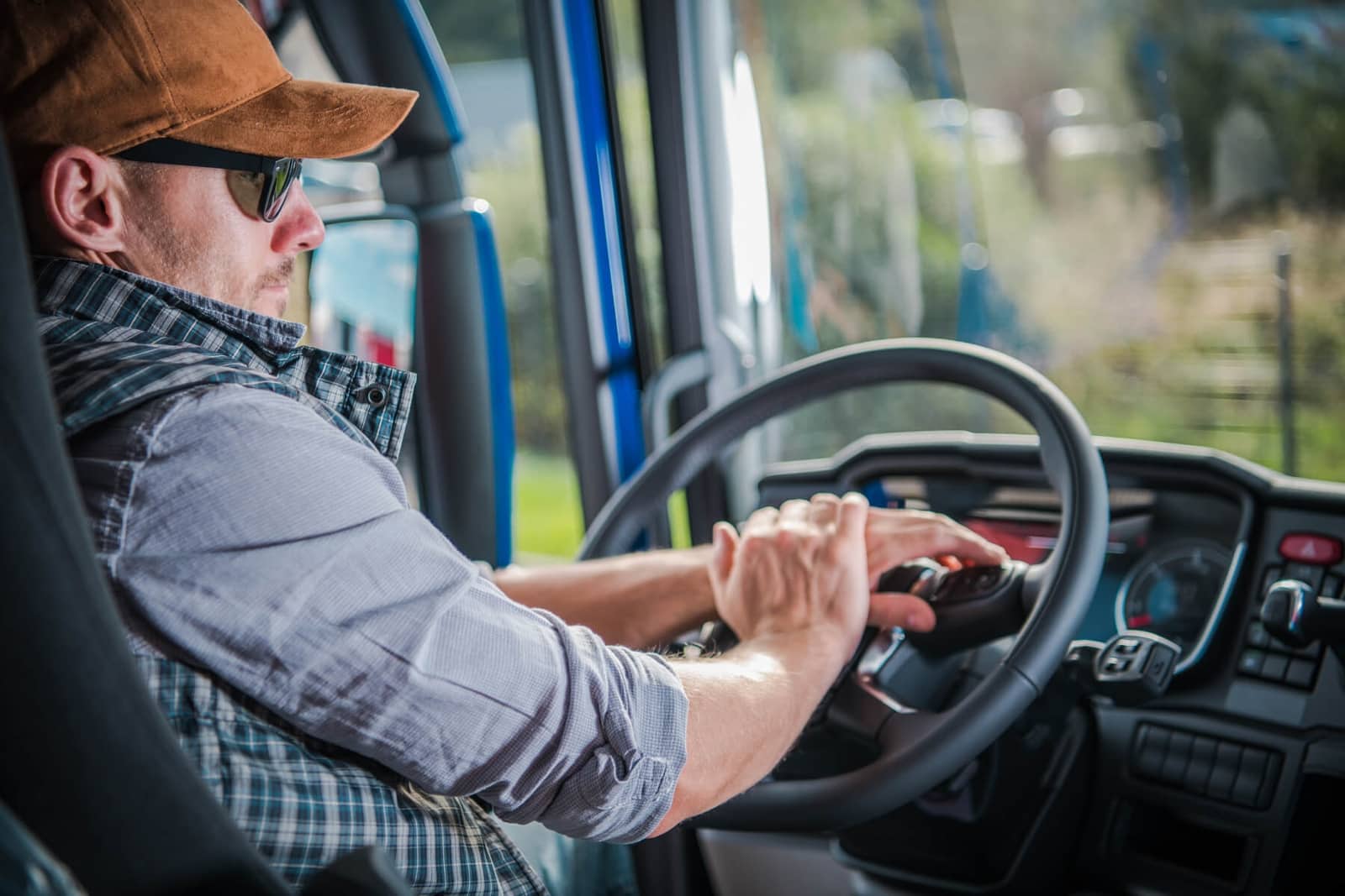 Intermodal 101: Comparing Owner Operators & Company Truck Drivers