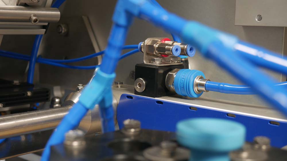 Tray Denester | Tray Denesting Machines | iXIA