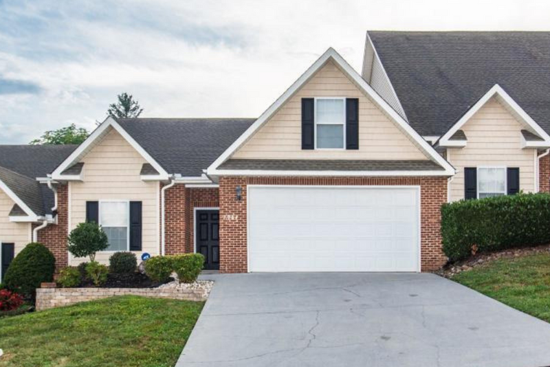 Dominique Oro | Honors Properties Team