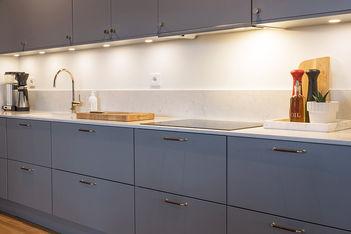 Målade köksluckor - Målade köksluckor. Låt inspirationen färga ditt kök ...