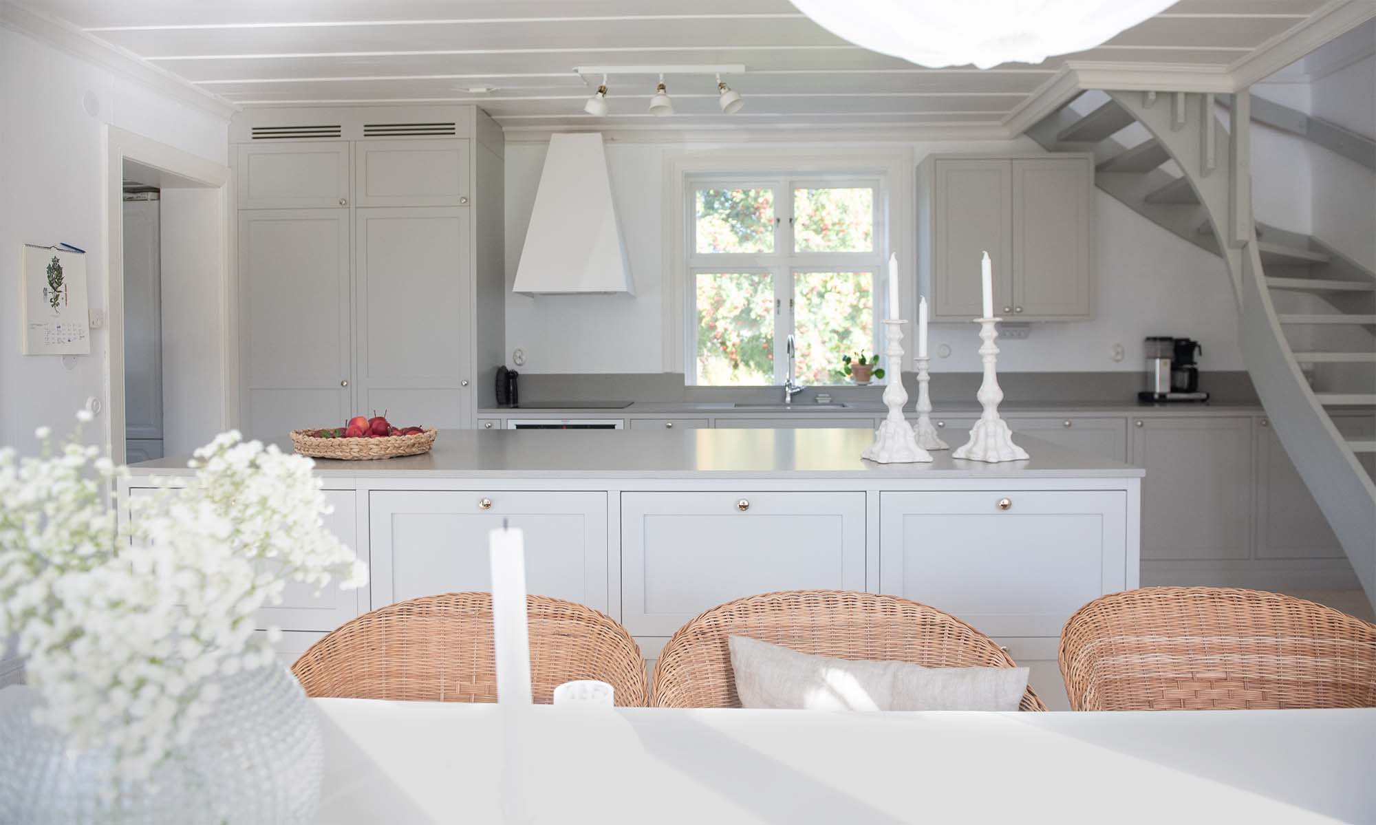 Kök Bodö - Klassiskt kök med lantlig känsla | Creoform Kök