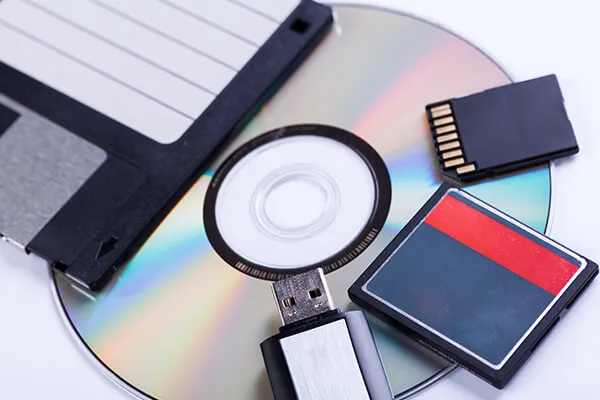 Memory Cards To CD & DVD | Foto Fast Photo Design Centre