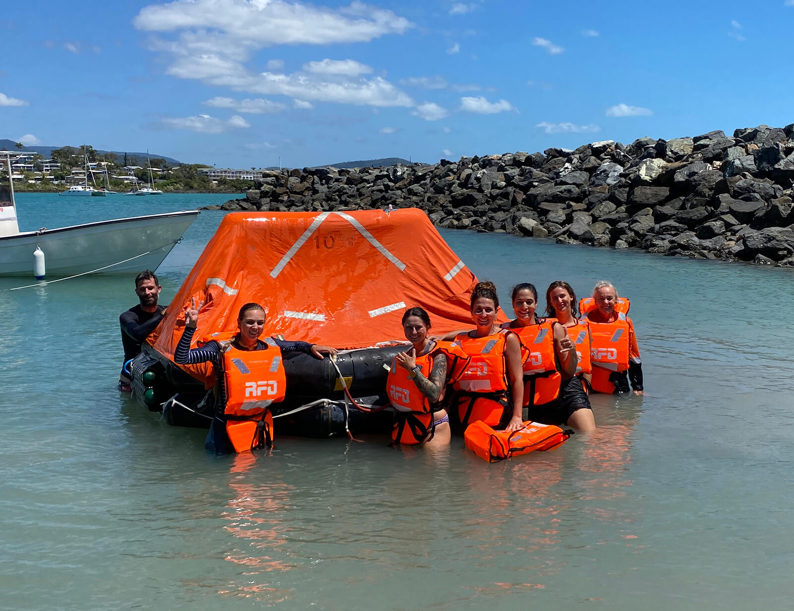 Mainstay Sailing, Whitsundays, Australia. RYA Accredited Sailing Courses