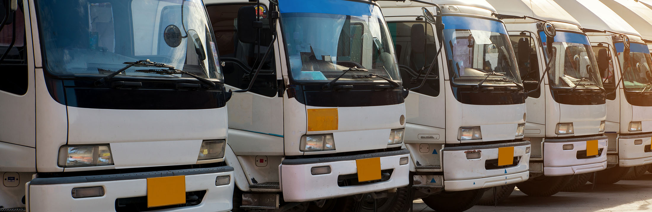 Considerations for Buying vs. Leasing Fleet Vehicles | Azuga