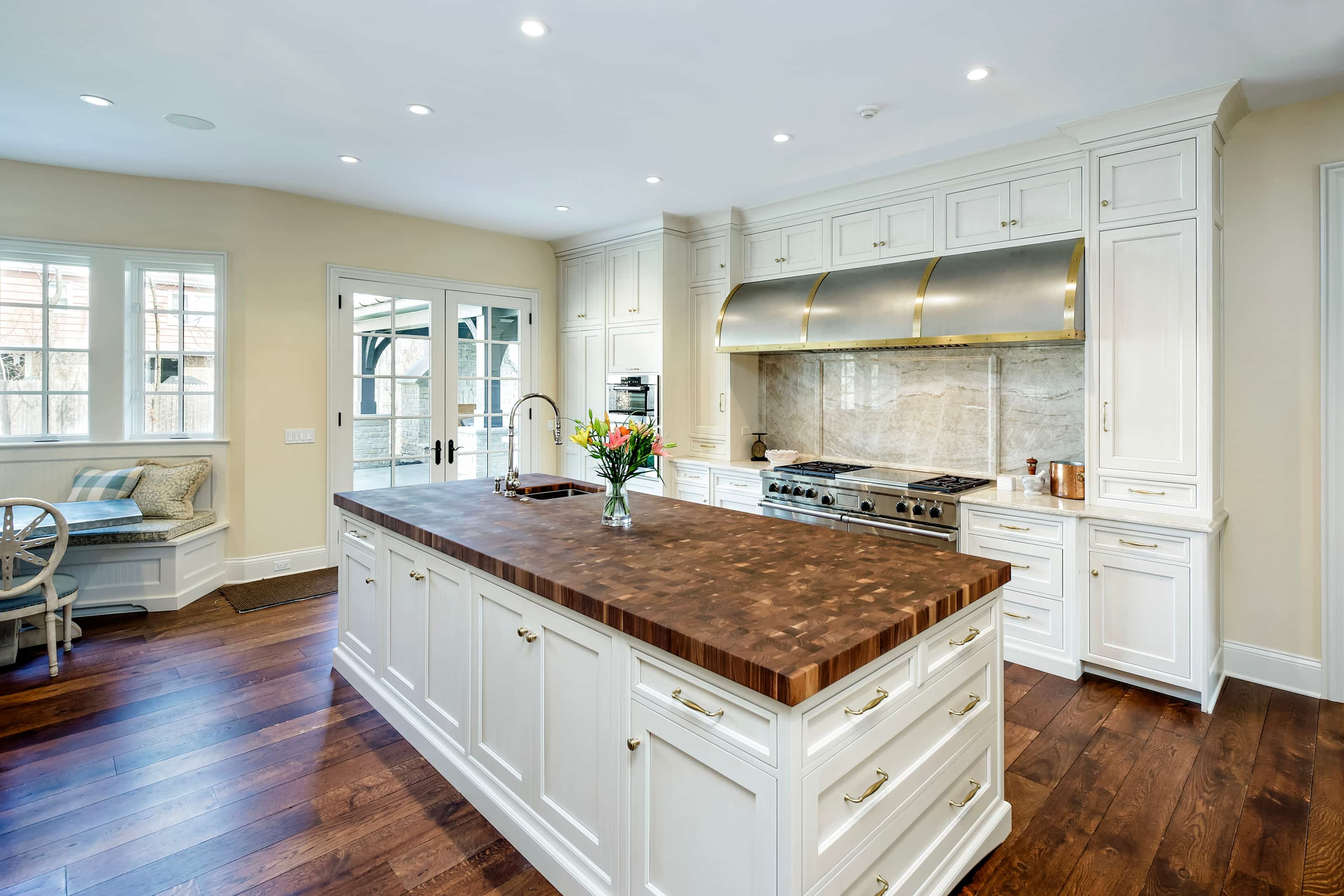 Recipe for a Mixed Metal Kitchen | Abruzzo Kitchen and Bath