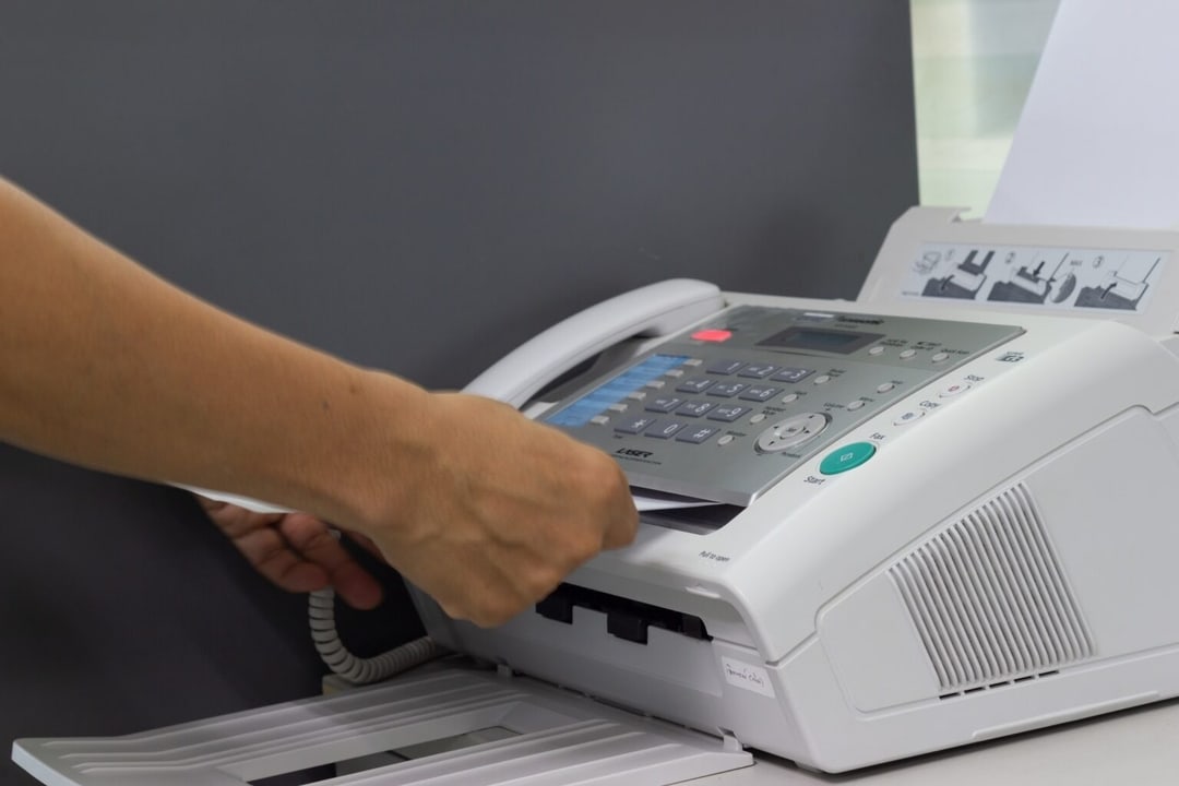 How to Send and Receive Faxes Without a Fax Machine | eGoldFax