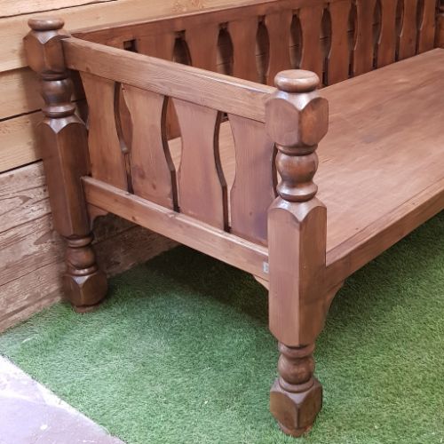 Bespoke Wooden Daybeds | Handmade to Order