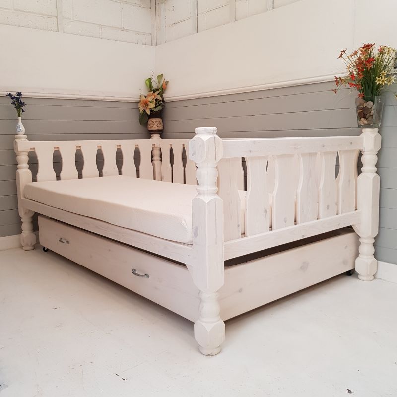 Bespoke Wooden Daybeds | Handmade to Order