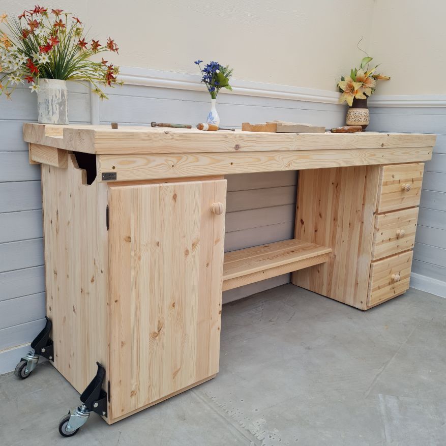 School & College Wooden Workbenches | NB Rhodes Furniture
