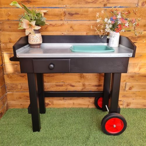 Wooden BBQ Tables - Design Yours Online!