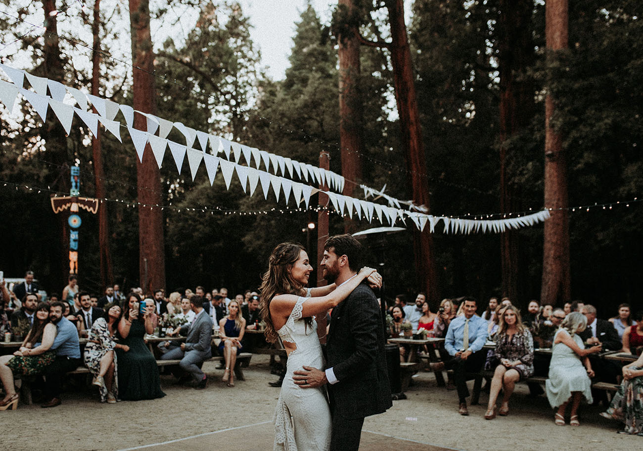 Woodsy Weddings are a unique way to celebrate marriage in a camp setting!