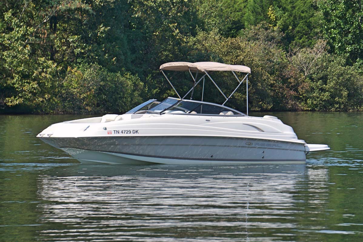 Regal 2120 Destiny | Harbortowne Marine | Full Service Marine Brokerage