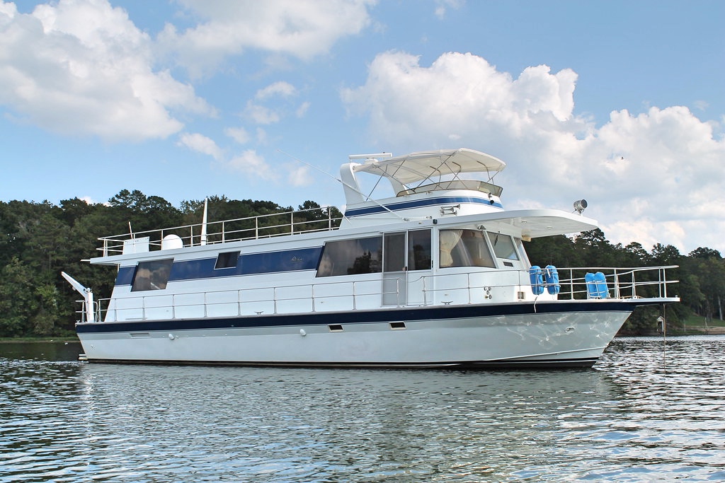 Pluckebaum 65' x 17' Custom | Harbortowne Marine | Full Service Marine ...
