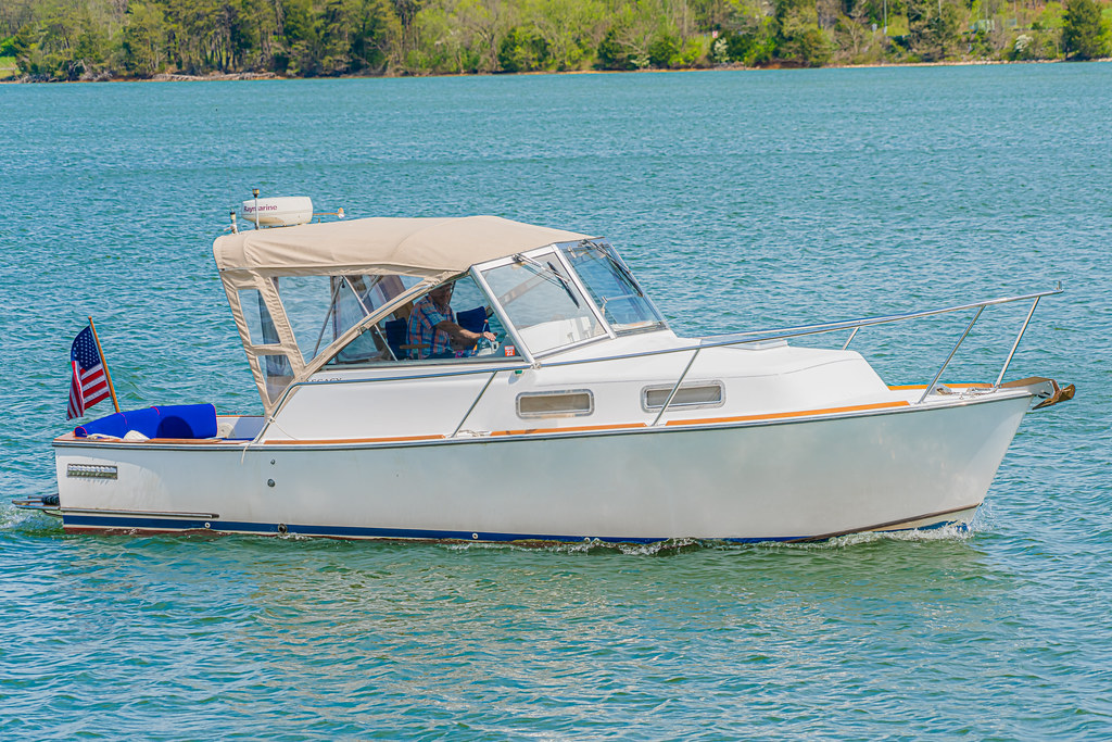 Legacy 28 Express | Harbortowne Marine | Full Service Marine Brokerage