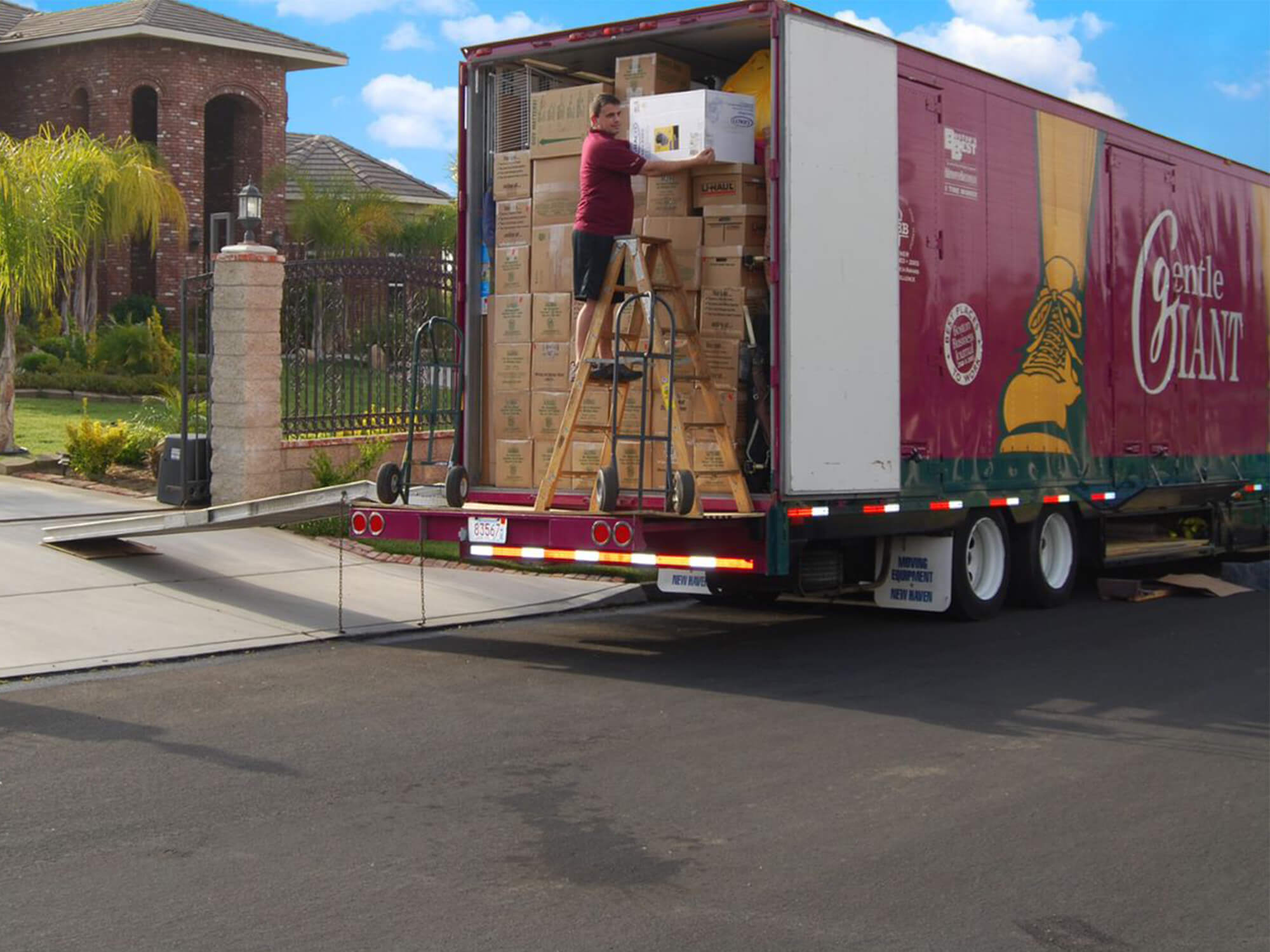 Gentle Giant Moving Company | Dacon Corporation