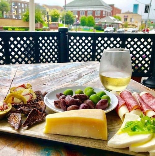 Mimo's Pizza Company Italian Restaurant, Windber, PA | Home