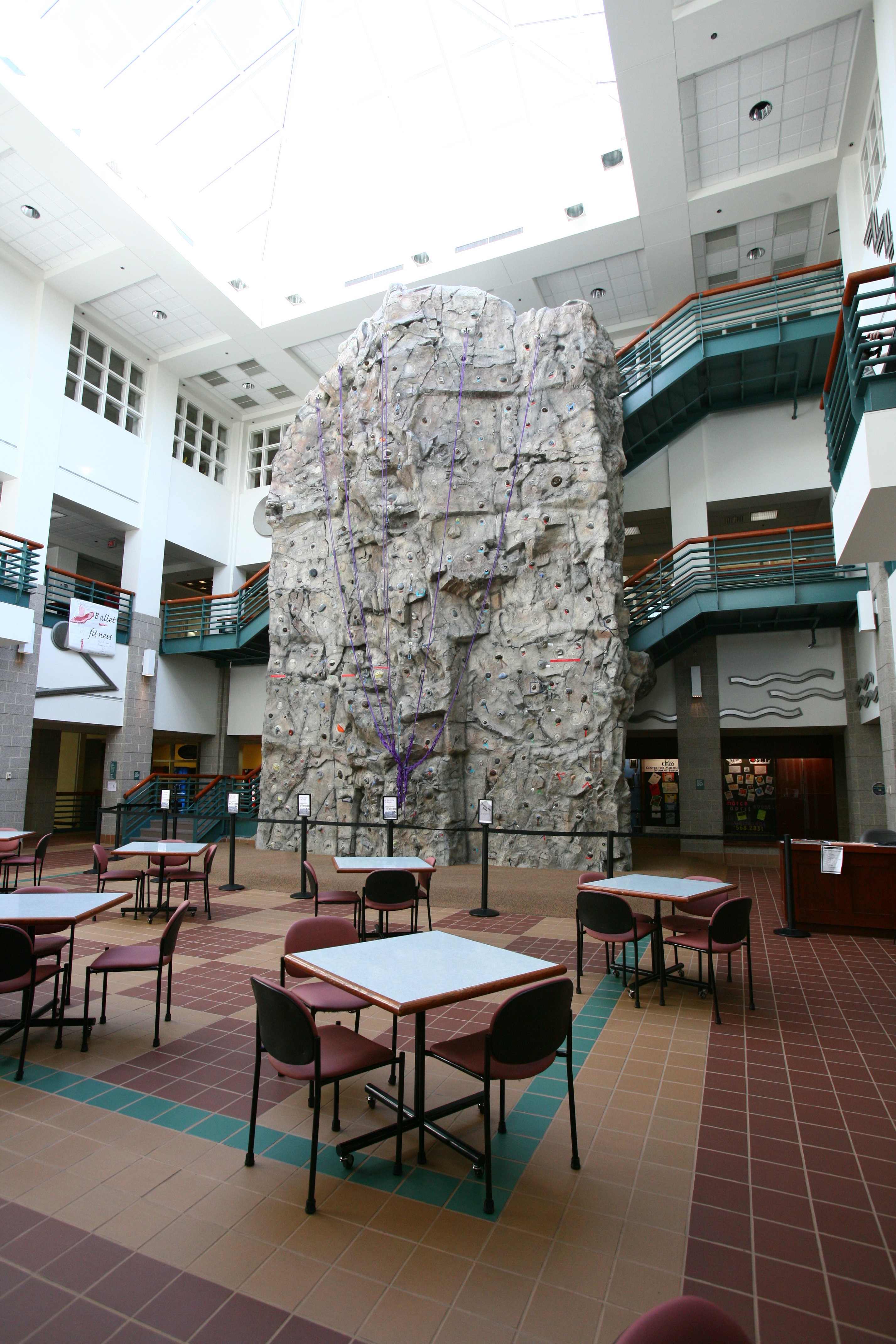 JAMES MADISON UNIVERSITY UREC