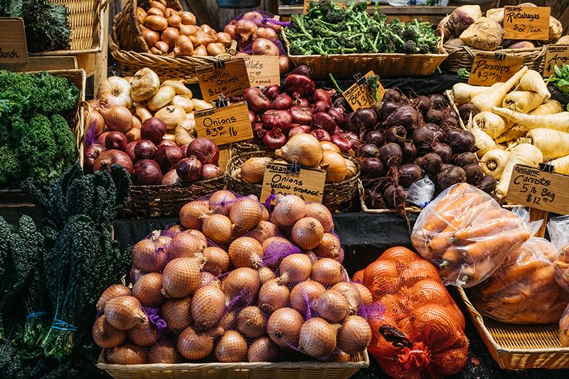 Winter Market Hours Through March