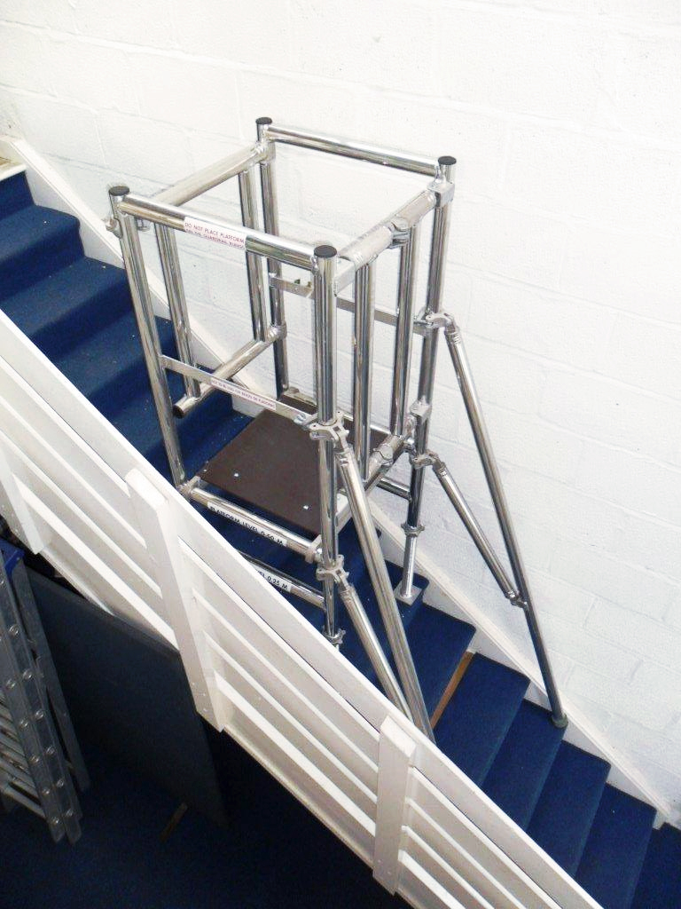 Narrow Access - Stairpod 500 - Atrium Access